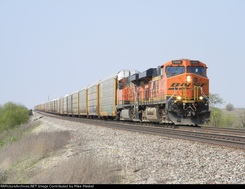 BNSF 7605